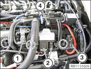 11 61 050 Removing and installing/replacing intake plenum (B47D)